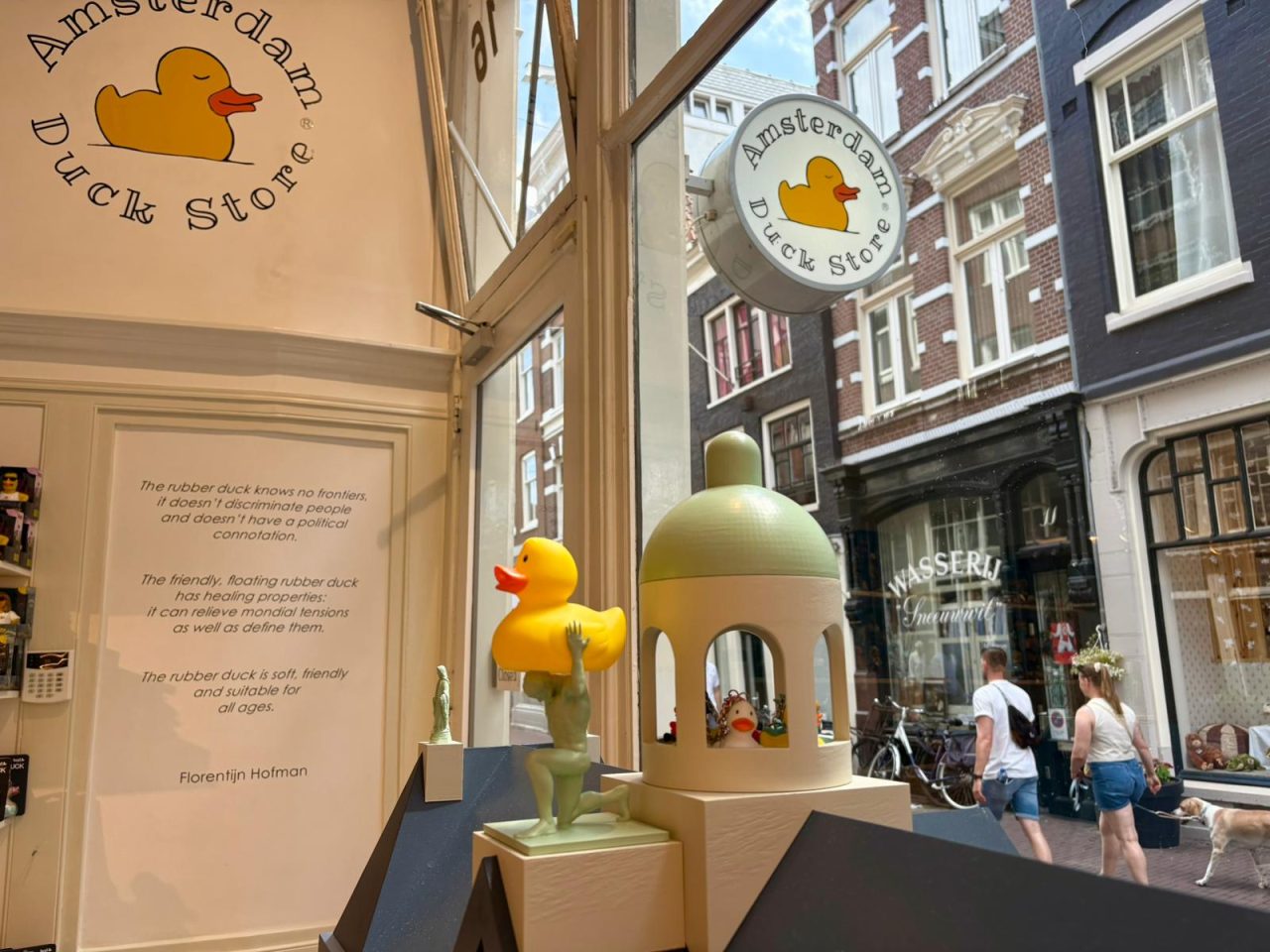 Amsterdam Duck Store | Buy the cutest rubber ducks online
